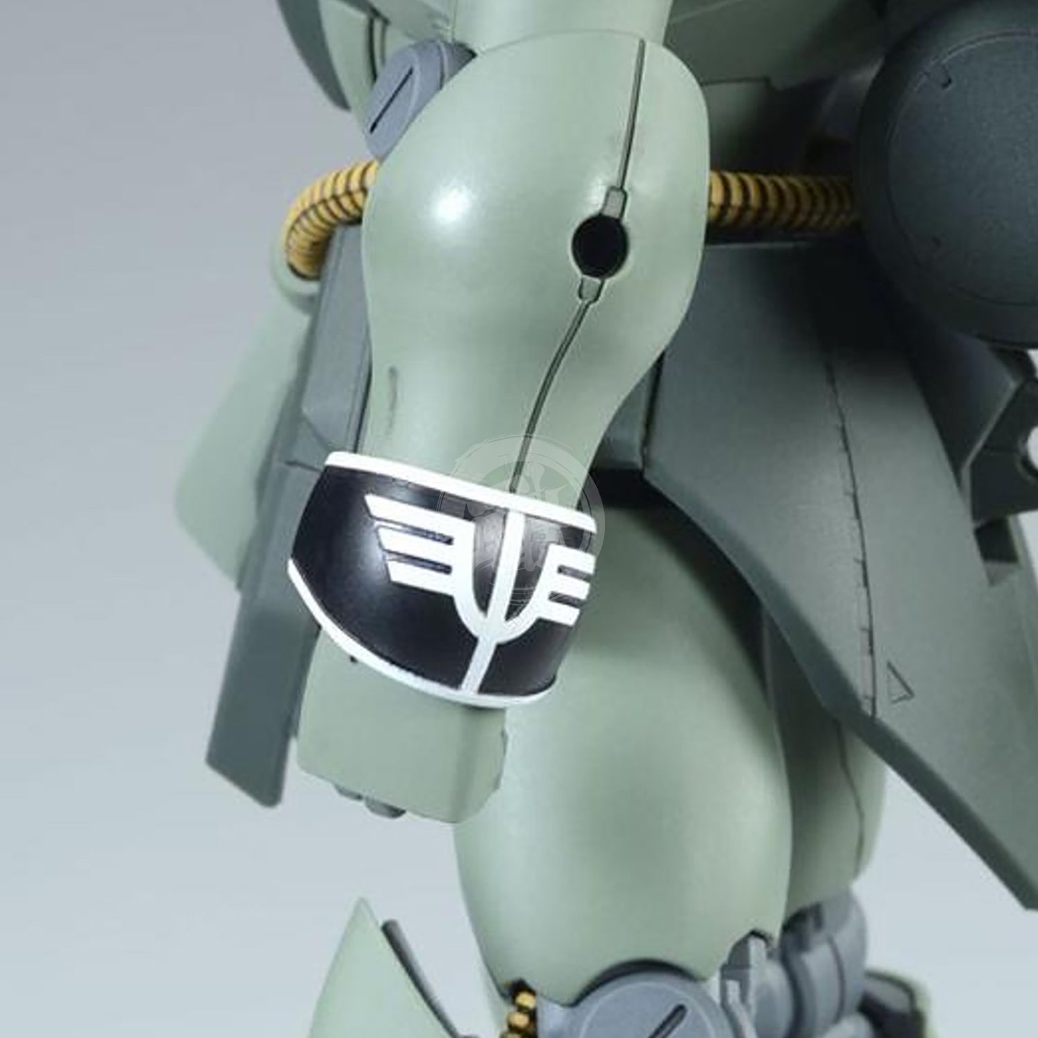 Premium Bandai 1/100 Scale Master Grade Geara Doga [UNICORN Ver.]